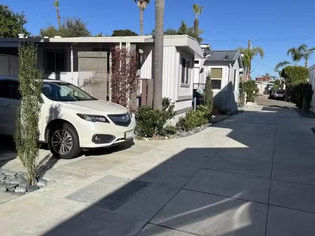 Leucadia 1 bedroom mobile home w/ private patio 159 Diana St.