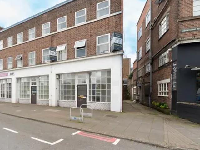 Levy + Partners, Ritz Parade, London, W5 3RA, United Kingdom | 3 bed apartment for rent #167386006 | Rentberry