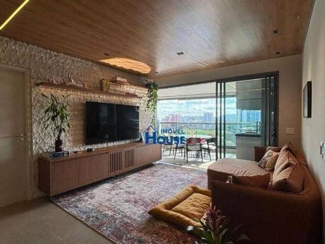 Level Alphaville | Apartamento com 3 Suítes à Venda, 123m²