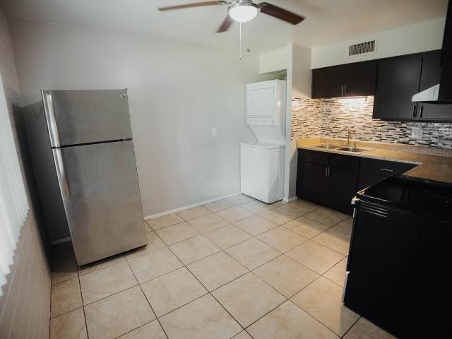 Level On 17th Apartments 2 Bedroom Apartment for Rent at 6725 N 17th Ave, Phoenix, AZ 85015