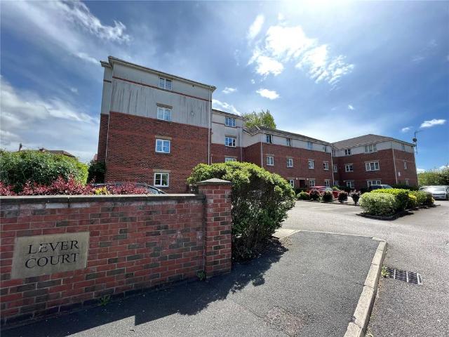 Lever Court, Salford M7 2 bed flat to rent £1,000 pcm £231 pw