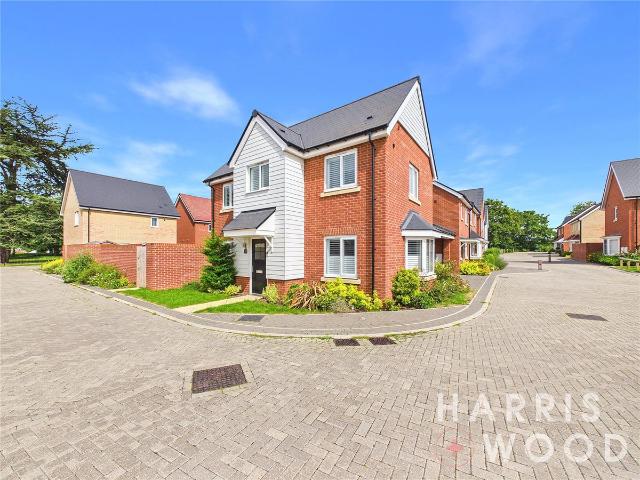 Leveret Lea, Witham, Essex CM8, 3 bed link detached house to rent, £1,800 pcm | PrimeLocation