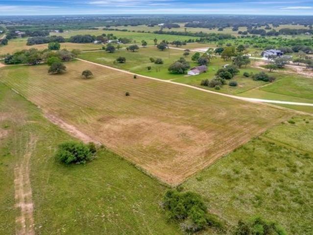 Levi Sloan Rd, Victoria, TX 77904