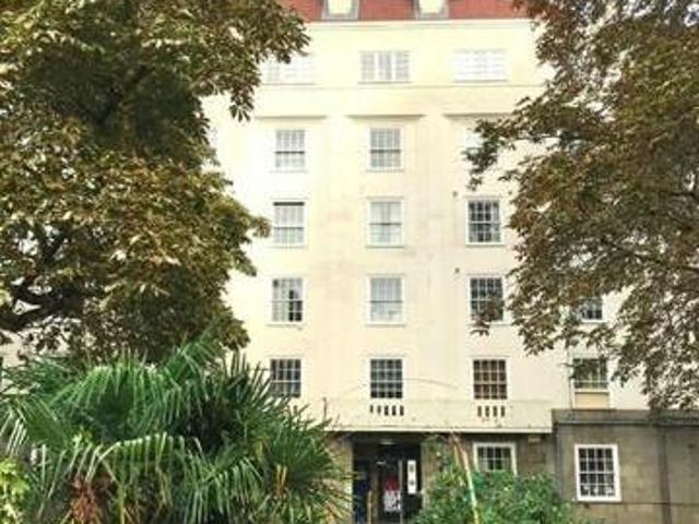 Levita House, London, 2 Bedroom Maisonette