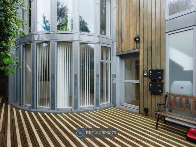 Lewes Mansions, Lewes BN7, 1 bed flat to rent, £1,200 pcm | PrimeLocation