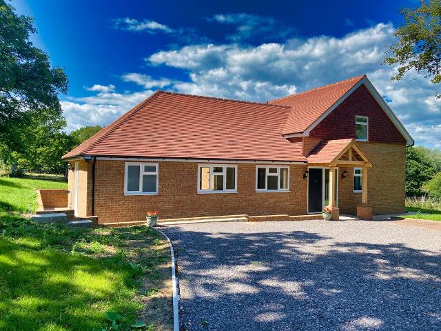 Lewes Road, Blackboys, Uckfield TN22, 4 bed detached house to rent, £2,750 pcm | PrimeLocation