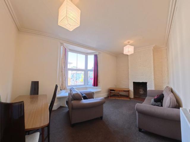 Lewes Road, Brighton BN2, 4 bed flat to rent, £2,513 pcm | PrimeLocation