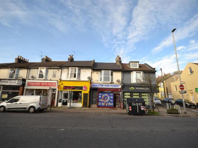 Lewes Road, Brighton 2 bed flat to rent £1,450 pcm £335 pw