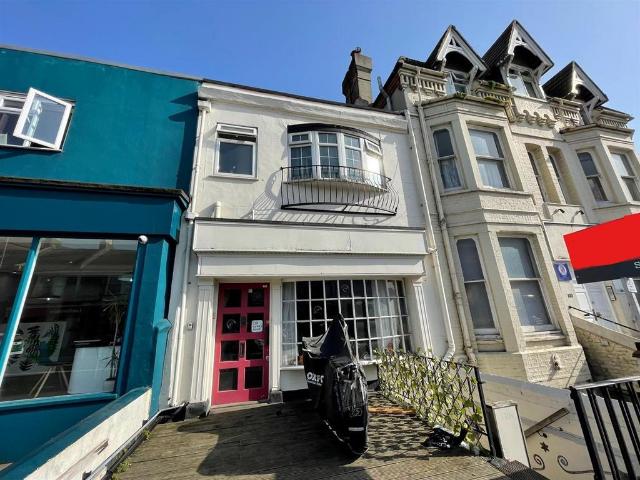 Lewes Road, BRIGHTON 4 bed house to rent £2,750 pcm £635 pw