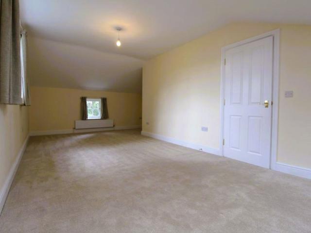 Lewes Road, Haywards Heath, RH17