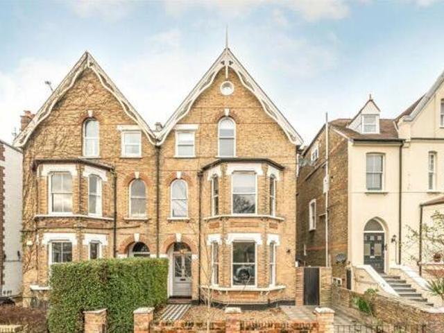 Lewin Road, London, 2 Bedroom Apartment