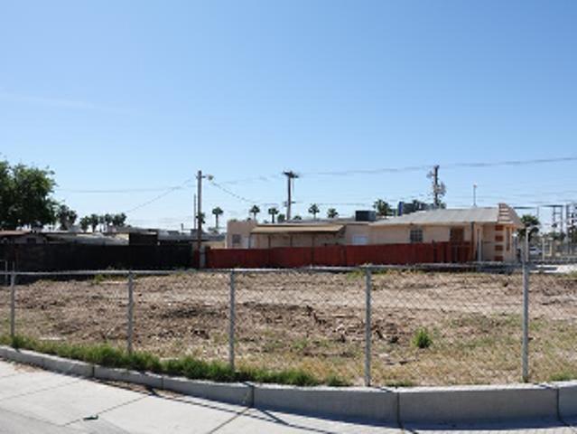 Lewis Ave