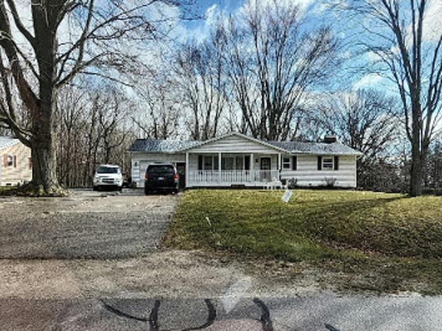 Lewis Dr