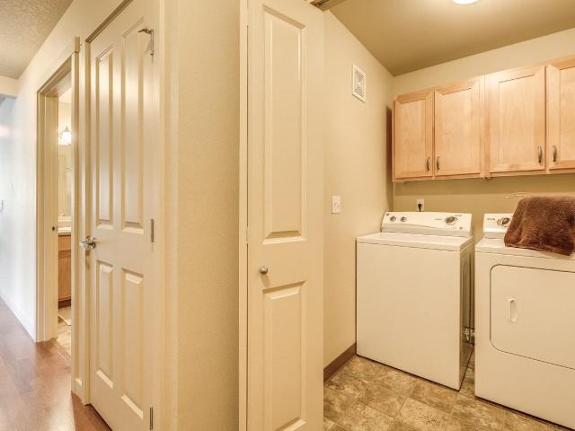 Lewis Ridge 2 Bedroom Apartment for Rent at 7915 Ne Burton Rd, Vancouver, WA 98662 Ogden