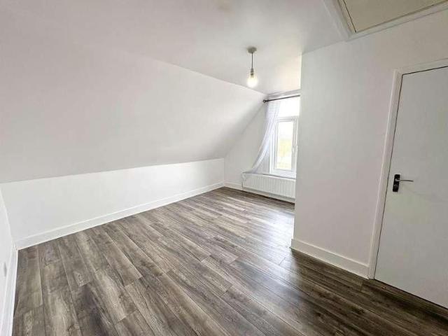 Lewisham Way, Brockley, London, SE4