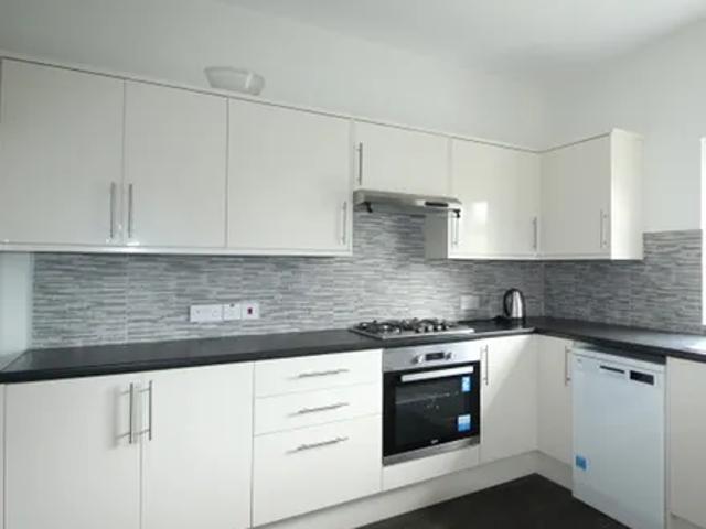 Lewisham Way, London, SE4 1XF, United Kingdom | 4 bed apartment for rent #165895341 | Rentberry