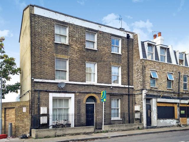 Lewisham Road, Greenwich, London SE13, 1 bed flat to rent, £2,600 pcm | PrimeLocation