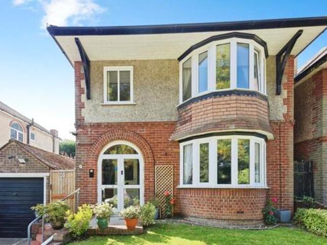 Lewisham Road, River, 3 Bedroom Detached