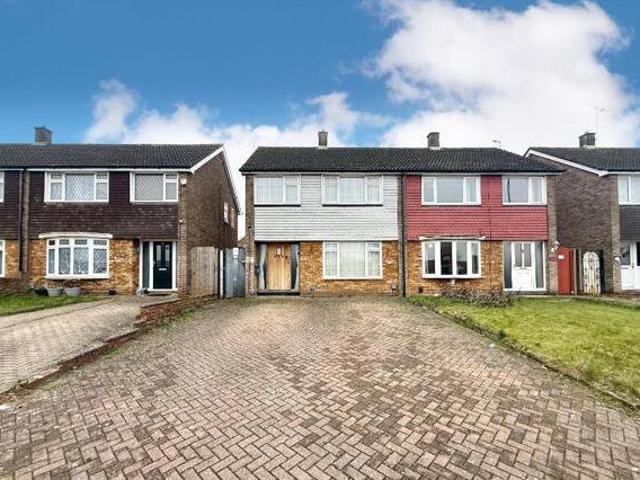 Lewsey, Wheatfield Road, Luton, 3 Bedroom Semi detached