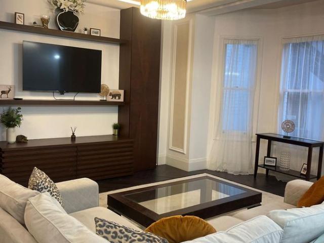 Lexham Gardens, London W8, 3 bed flat to rent, £9,000 pcm | PrimeLocation