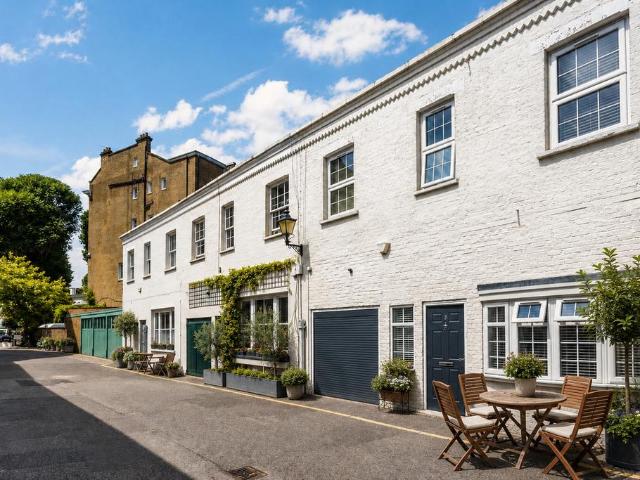 Lexham Gardens Mews, London, W8 3 bed mews to rent £6,500 pcm £1,500 pw