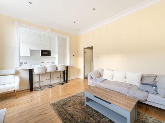 Lexham Gardens, South Kensington, London W8, 2 bed flat to rent, £5,417 pcm | PrimeLocation