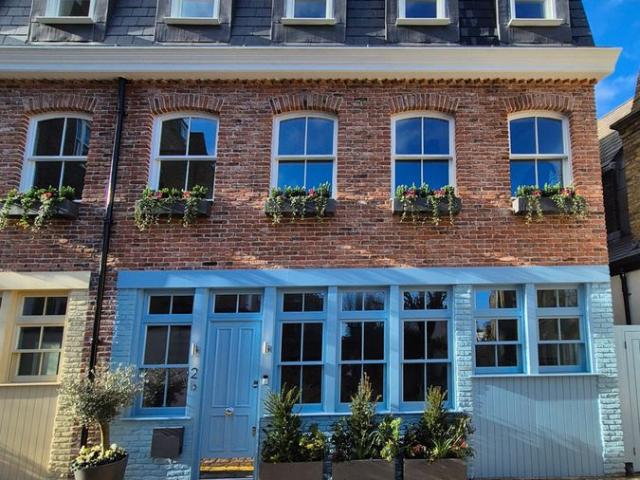 Lexham Mews, London W8, 3 bed end terrace house to rent, £15,167 pcm | PrimeLocation