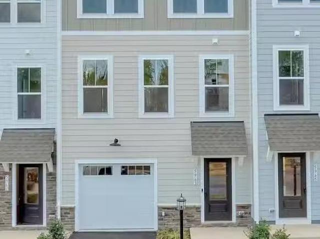 Lexi Ln, CROZET, VA 22932