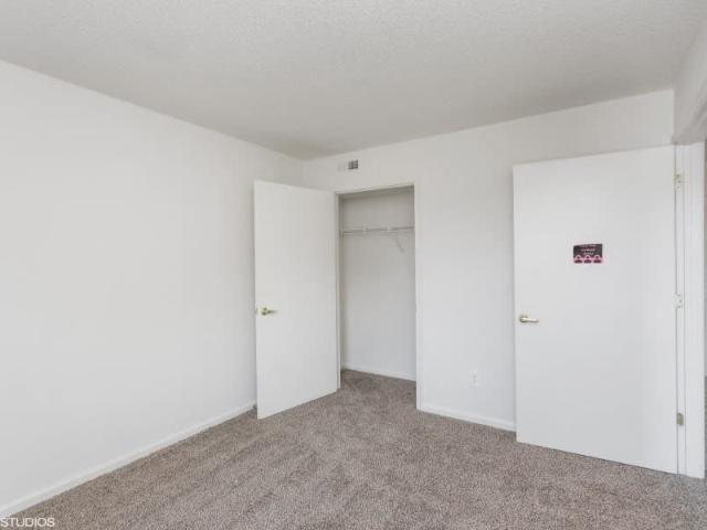 Lexington Commons 55+ 2 Bedroom Apartment for Rent at 14534 Old Courthouse Way, Newport News, VA 23608 Epes