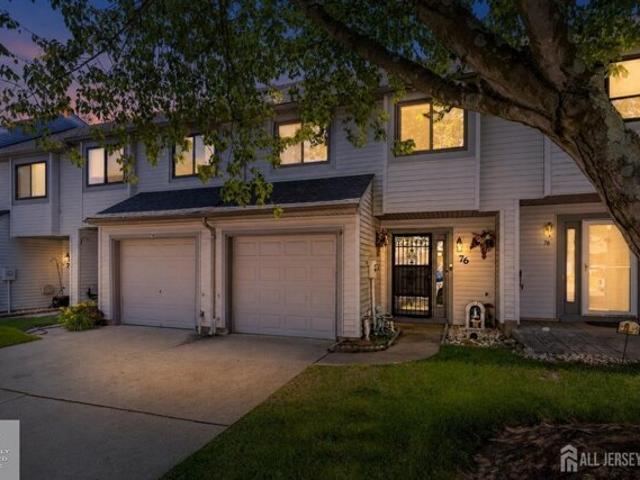 Lexington Cir, Old Bridge, Home For Sale