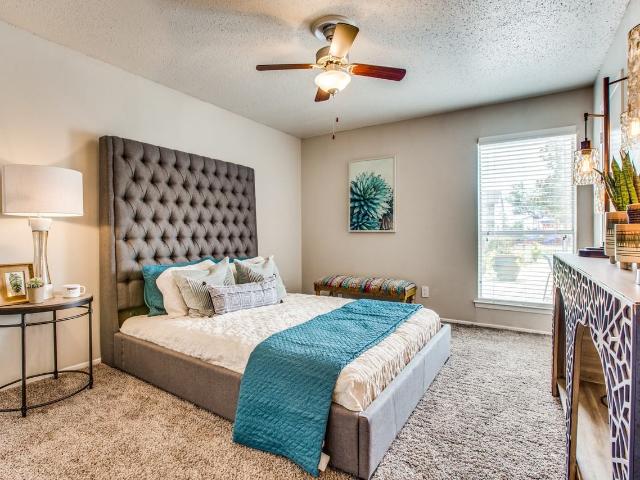 Lexington Apartment Homes 1 Bedroom Apartment for Rent at 5426 Meadowcreek Dr, Dallas, TX 75248 Prestonwood Estates