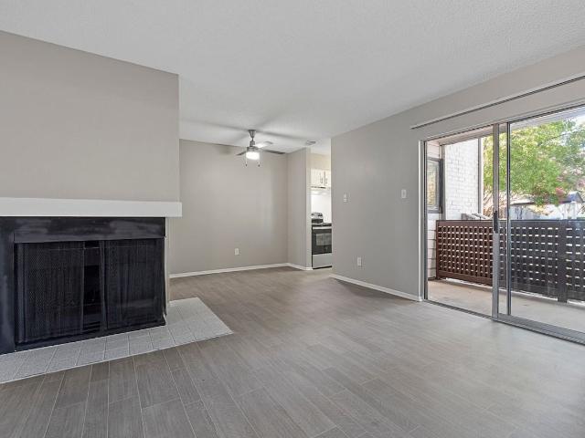 Lexington Apartment Homes 2 Bedroom Apartment for Rent at 5426 Meadowcreek Dr, Dallas, TX 75248 Prestonwood Estates