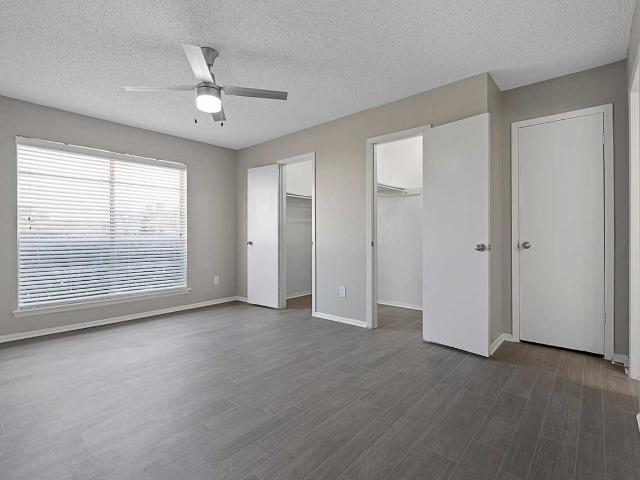 Lexington Apartment Homes 2 Bedroom Apartment for Rent at 5426 Meadowcreek Dr, Dallas, TX 75248 Prestonwood Estates