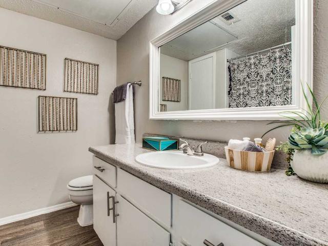 Lexington Apartment Homes 2 Bedroom Apartment for Rent at 5426 Meadowcreek Dr, Dallas, TX 75248 Prestonwood Estates