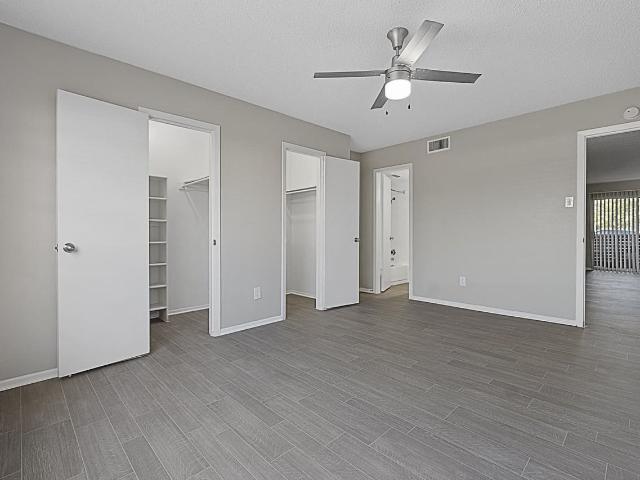 Lexington Apartment Homes 2 Bedroom Apartment for Rent at 5426 Meadowcreek Dr, Dallas, TX 75248 Prestonwood Estates