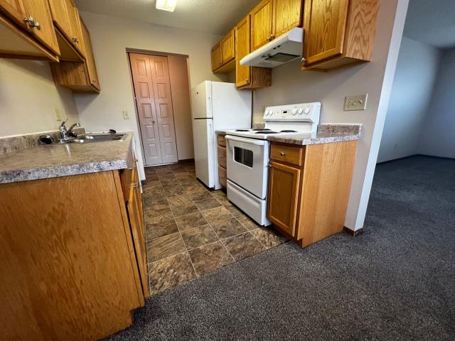 Lexington Apartments