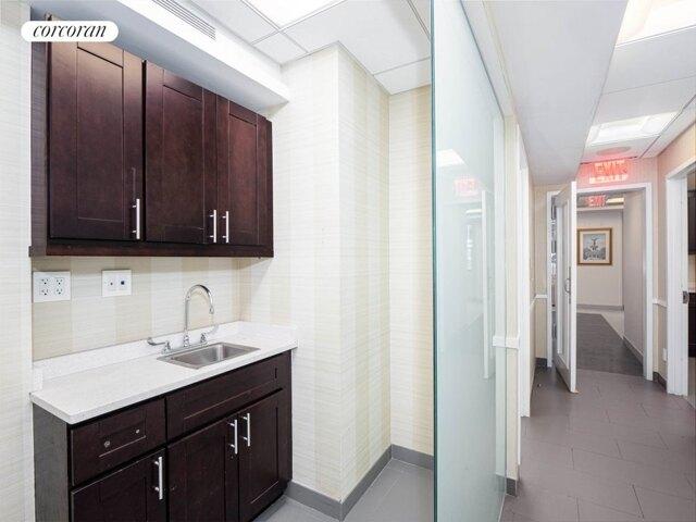 Lexington Ave, New York, Property For Sale