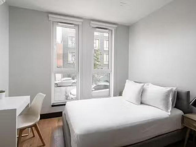 Lexington Ave, Brooklyn, NY
