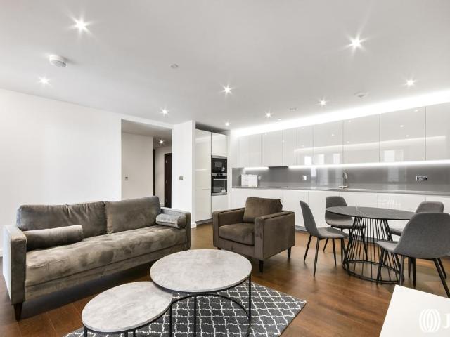 Lexington Gardens London SW11 2 bed apartment to rent £4,329 pcm £999 pw