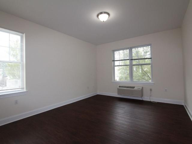 Lexington Dewey 1 Bedroom Apartment for Rent at 297 Palisade Ave, Bogota, NJ 07603