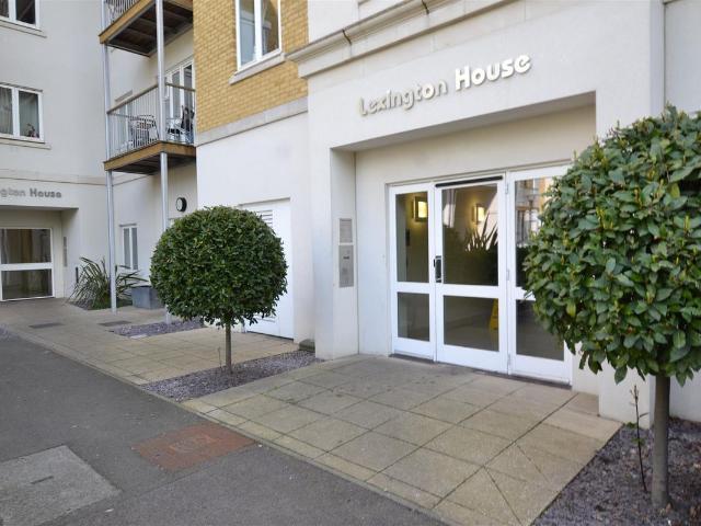 Lexington House, West Drayton UB7, 3 bed flat to rent, £1,950 pcm | PrimeLocation