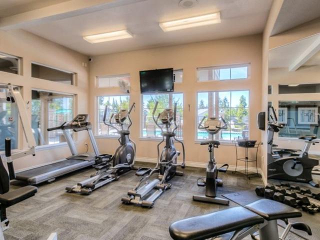 Lexington Heights 2 Bedroom Apartment for Rent at 300 Vuemont Pl Ne, Renton, WA 98056