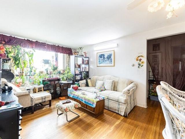 Lexington St Apt,watertown, Condo For Sale