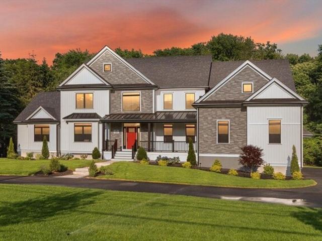 Lexington St, Burlington, Home For Sale