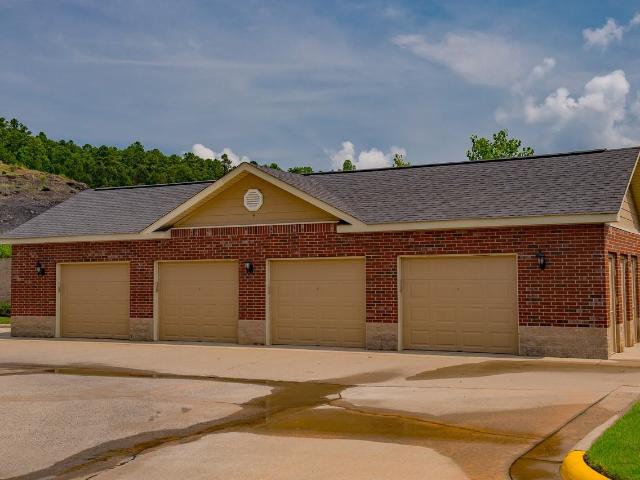 Lexington Park 1 Bedroom Apartment for Rent at 7601 Vestal Blvd, North Little Rock, AR 72113