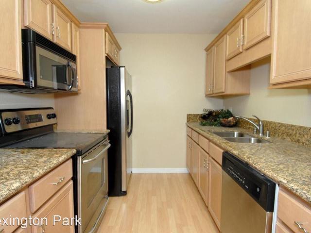 Lexington Park 3 Bedroom Apartment for Rent at 800 E Lexington Ave, El Cajon, CA 92020 El Cajon