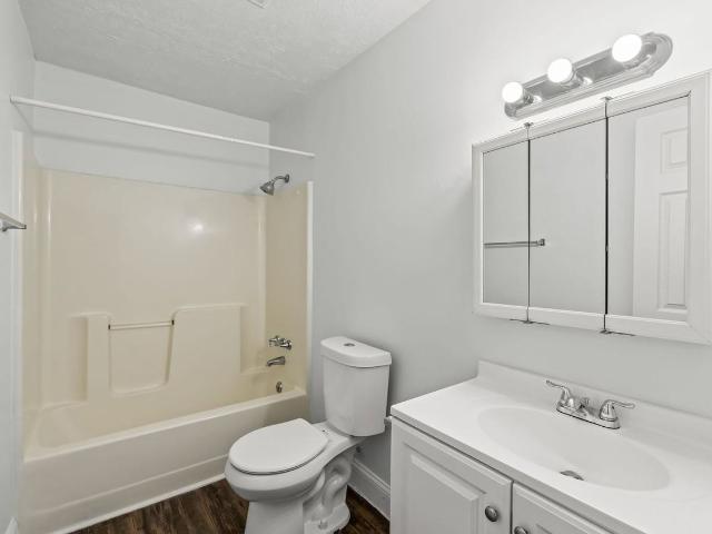 Lexington Park Apartments 2 Bedroom Apartment for Rent at 154 Hill Everhart Rd, Lexington, NC 27295