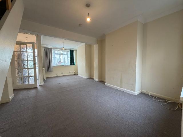 Leyton Road, Southampton SO14, 2 bed terraced house to rent, £1,200 pcm | PrimeLocation