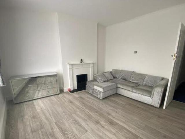 Ley Street, Ilford, 1 Bedroom Flat