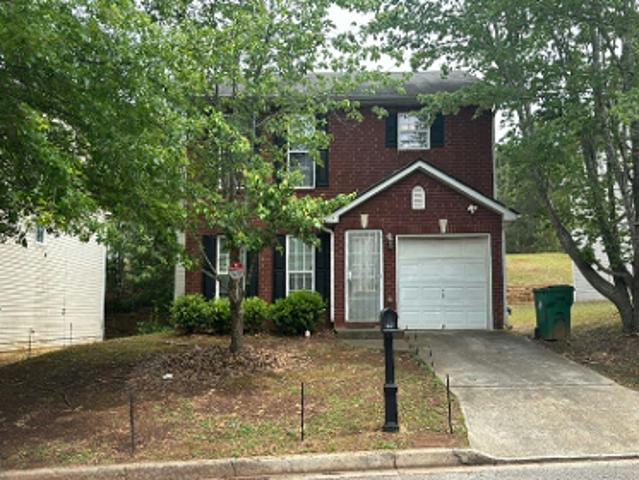 Leyland Dr